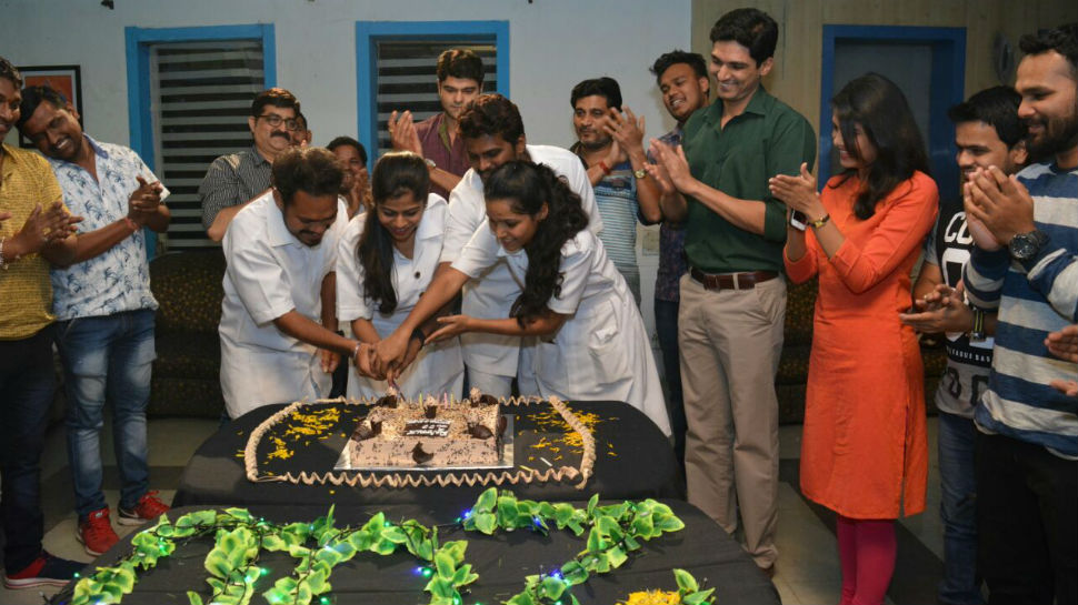 झी युवावरील अंजली मालिकेने गाठला २०० यशस्वी भागांचा टप्पा | Anjali ...