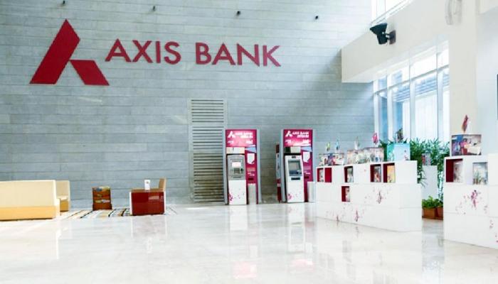 अॅक्सिस बँकेच्या विक्रीची शक्यता, तुमच्या खात्याचं काय होणार? | News in ...