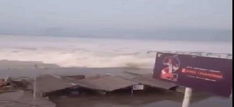 Indonesia Tsunami LIVE updates 43 dead over 500 injured as tsunami hits ...