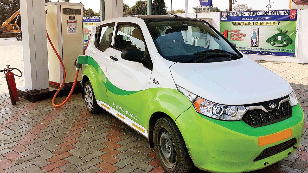 या वाहनांना हिरवी नंबरप्लेट्स, टोल होणार माफ । Green number plates on ...