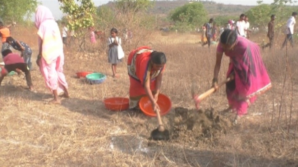 पाण्यासाठी श्रमदान करणाऱ्या गावांसाठी सर्वात मोठी आनंदाची बातमी The ...