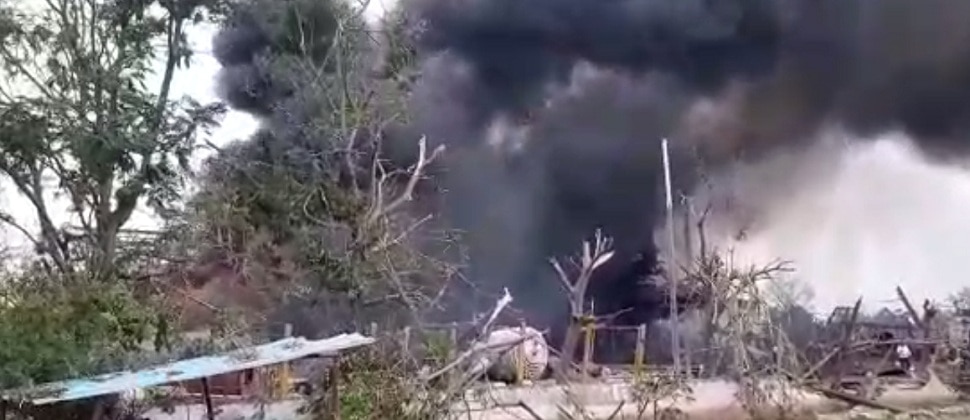 Major blast in Shirpur MIDC dhule 20 people died | धुळे एमआयडीसीत भीषण ...