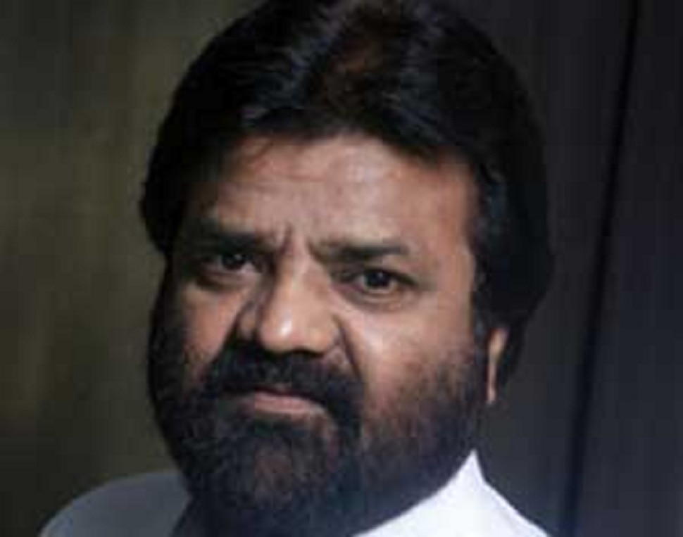 BJP Nashik leader Vasant Gite may join Congress | नाशिकमध्ये भाजपला ...