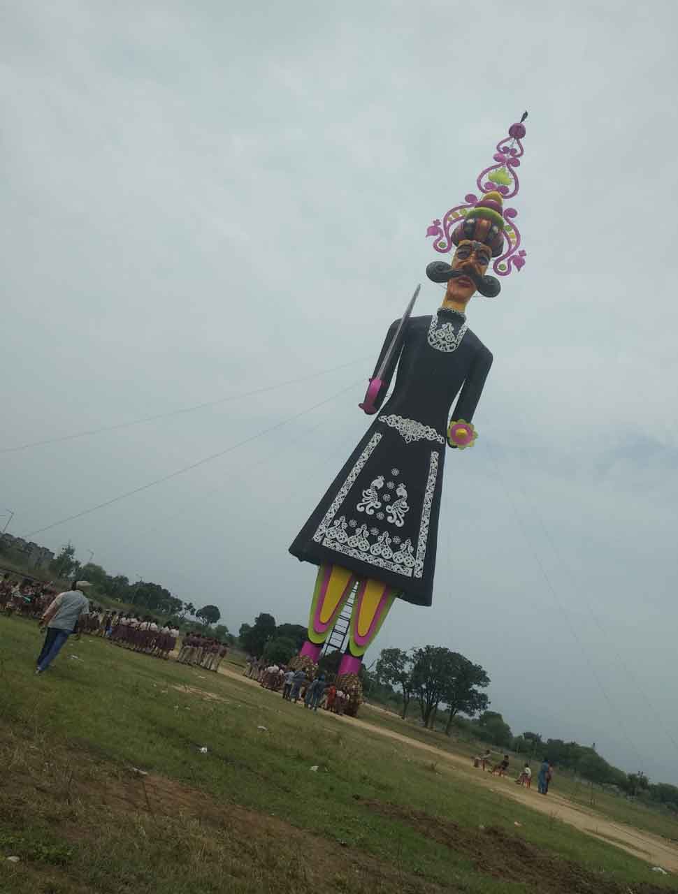 चंदीगडमध्ये होणार जगातील सर्वात मोठ्या रावणाचे दहन |world largest ravan ...