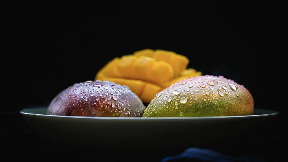 japan-taiyo-no-tamago is costliest-mango-in-the-world-know more anout ...