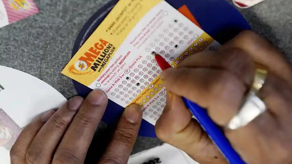 viral news, woman-applies-one-simple-trick-won-2-3-crores-in-lottery