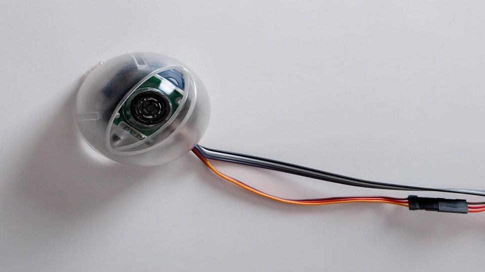 designer-creates-a-robotic-eye-called-the-third-eye-for-those-who-uses ...