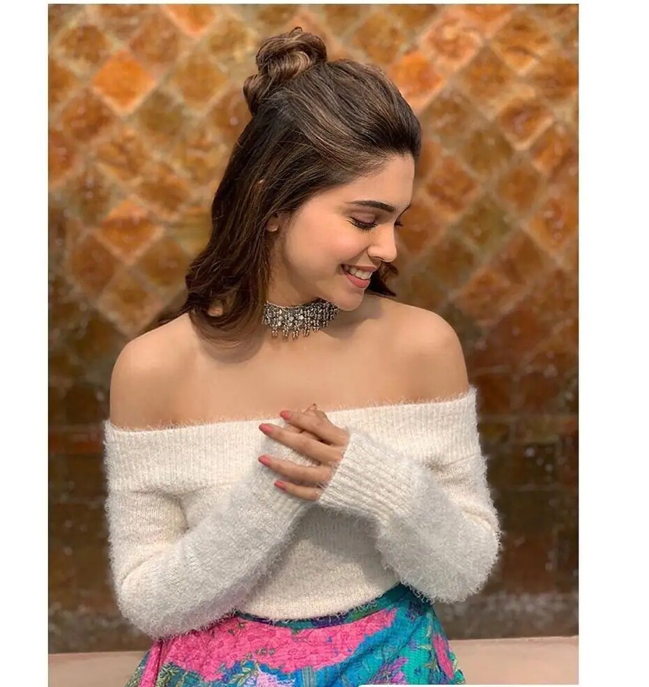 Bunty Aur Babli 2 Sharvari Wagh bold and glamour look