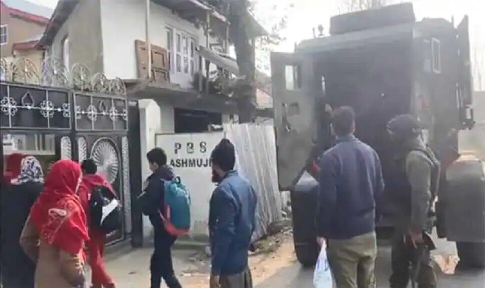 jammu kashmir encounter is underway at Ashmuji area of Kulgam