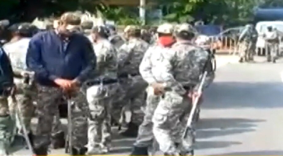 amravati navnit rana and ravi rana on Statue of Chhatrapati Shivaji ...