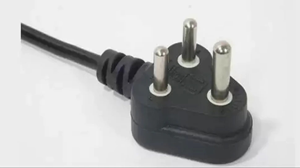 Three Pin Plug first pin is bigger and thicker than other know the reason