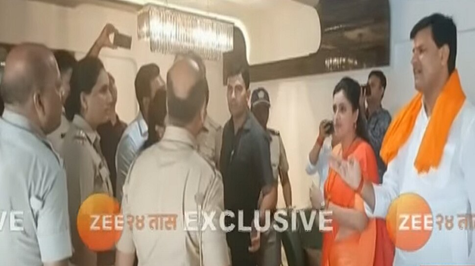 navneet and ravi rana clashes with police at mumbai