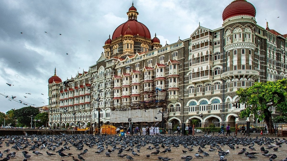 know the interesting fact about taj hotel in Gateway Of India know how ...