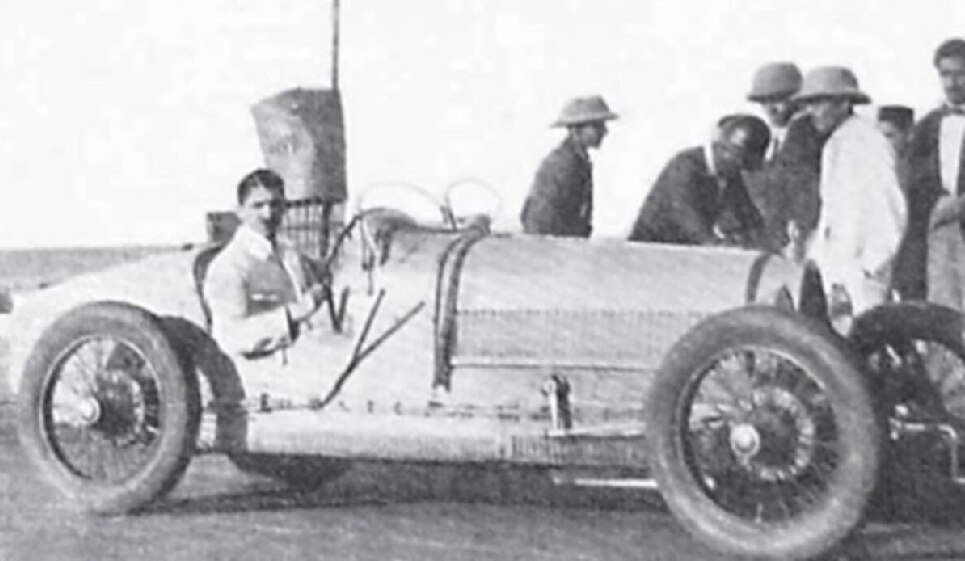 jamshedji tata was Indian who bought first car in Mumbai