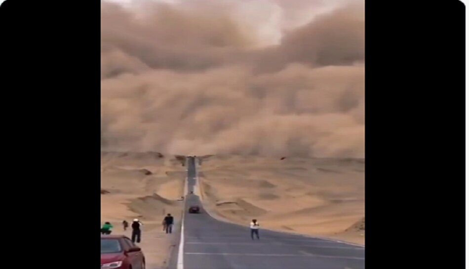 watch shocking video of a massive sandstorm ripping chinese province ...