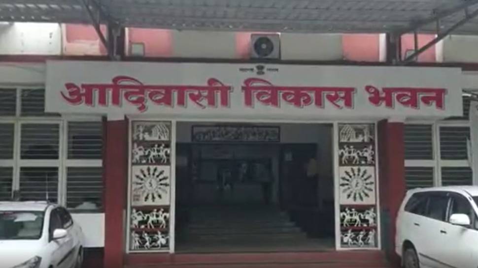 nashik Ashram school teachers accident