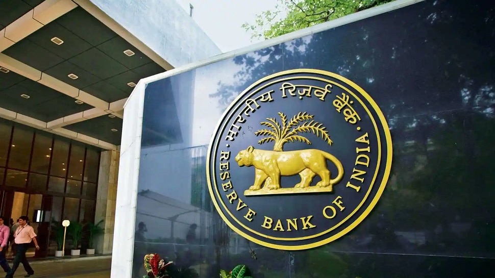 reserve bank of india cancels rupee co-operative bank ltd license