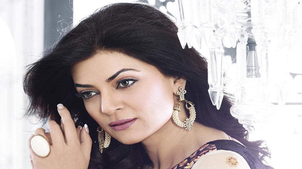 Sushmita Sen mother of son also photo viral on social media