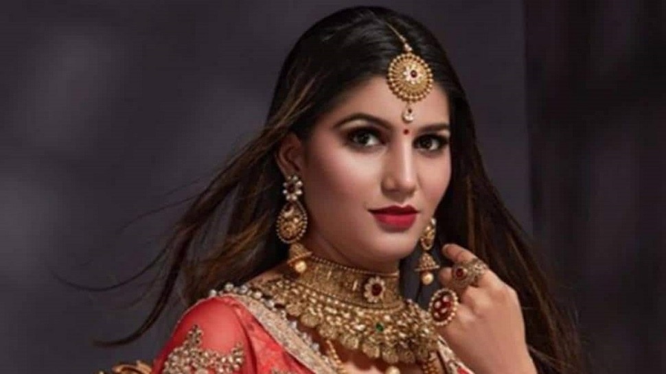 sapna choudhary arrest warrant in four year old case haryanvi dancer singer bigg boss fame