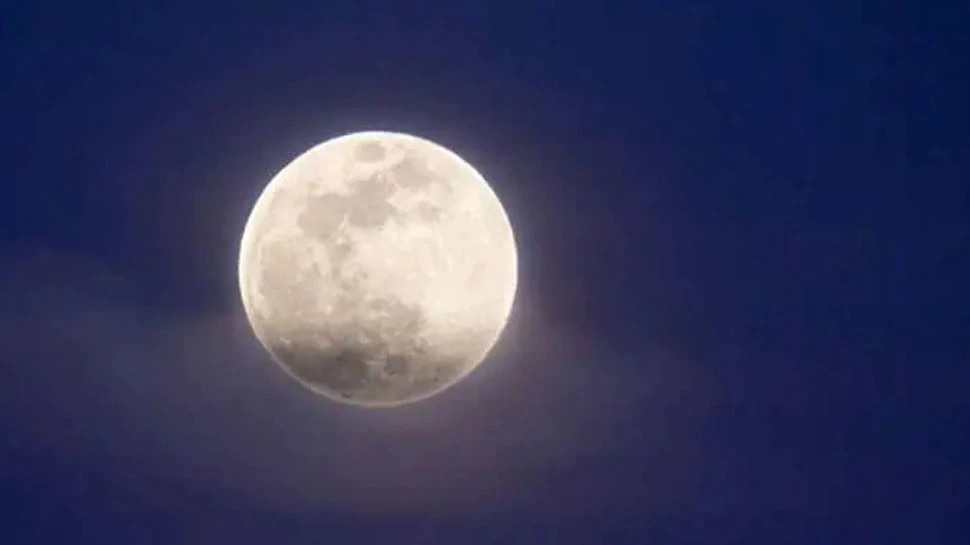 Chandra Gochar 2 September 2022 In Vruschik Rashi Know How It Impact