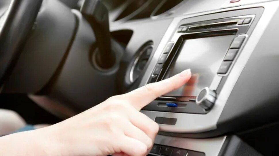 car touchscreen stolem to protect car stereo from theft
