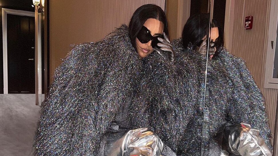 kim kardashian labels her children s embarrassing admits locking themn ...