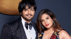 Richa Chadha Ali Fazal wedding card design News in Marathi, Richa ...