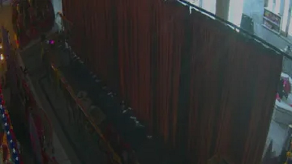 theft rob temple donation box incident capture in cctv new delhi madhu ...