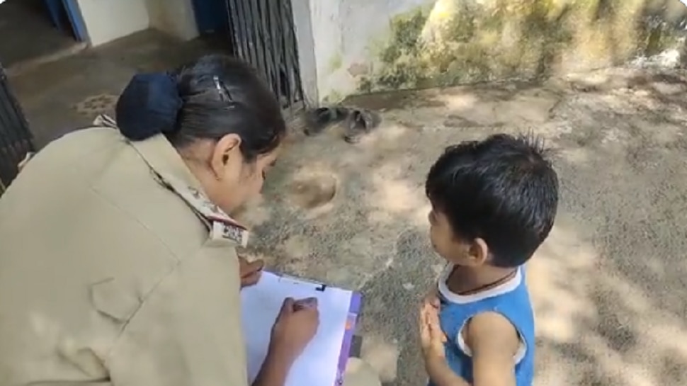 viral 3 year boy complain against own mother in police station said ...