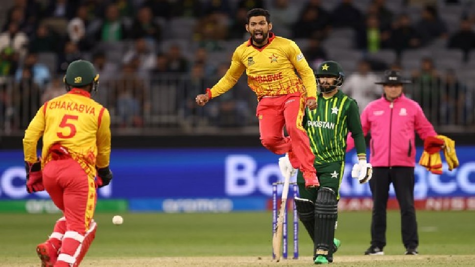T20 World Cup PAK vs ZIM Zimbabwe defeating Pakistan PAK on the verge ...