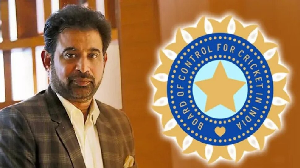 new chief selector of Team India ajit agarkar more than 300 wickets ahead in the race