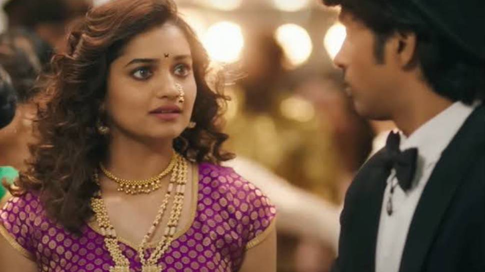 hruta durgule shared her experience with timepass 3 shoot