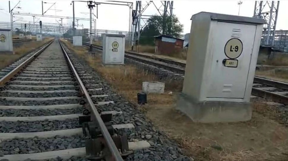 Why Axle Counter Boxes Near Railway Track Know Reason Behind It