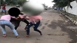 fight girls News in Marathi, fight girls Breaking News, Latest News ...