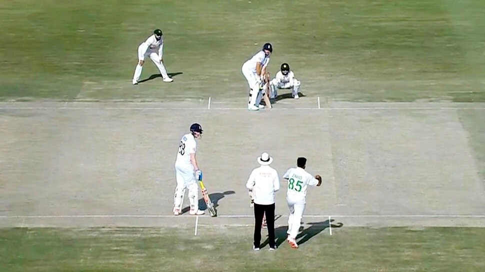 Pakistan Vs England Test Match Joe Root Left Handed Batting Video Viral