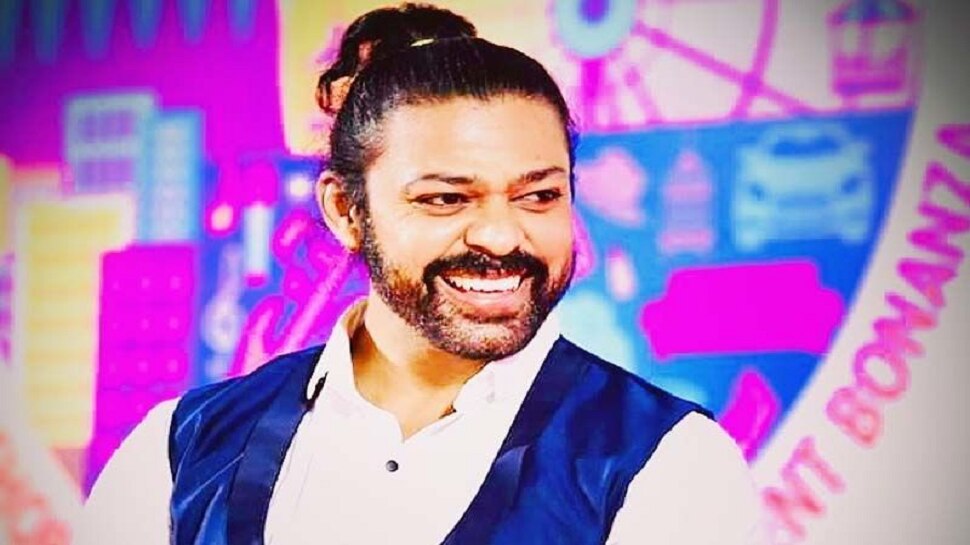 Accident of Jai Malhar fame actor Devdutt Nage Front of photo