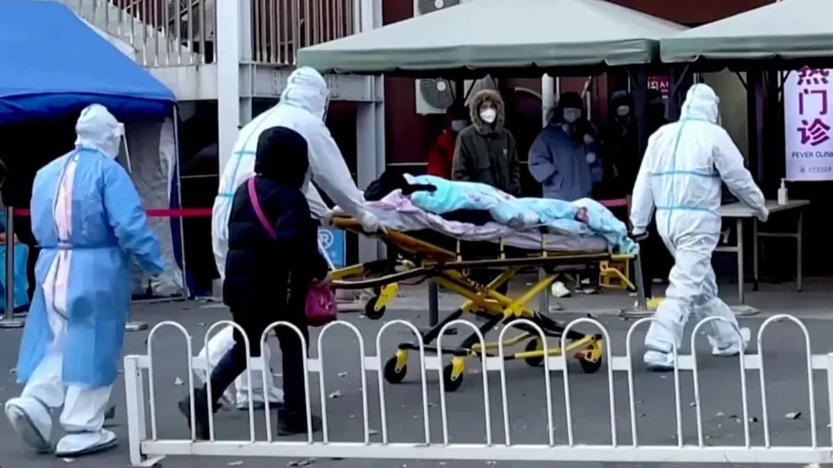 Corona in China dead bodies in hospitals new wave of death in Corona