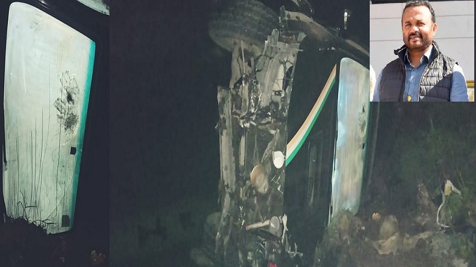 BJP MLA Jaykumar Gore car accident on Pune Pandharpur road GS