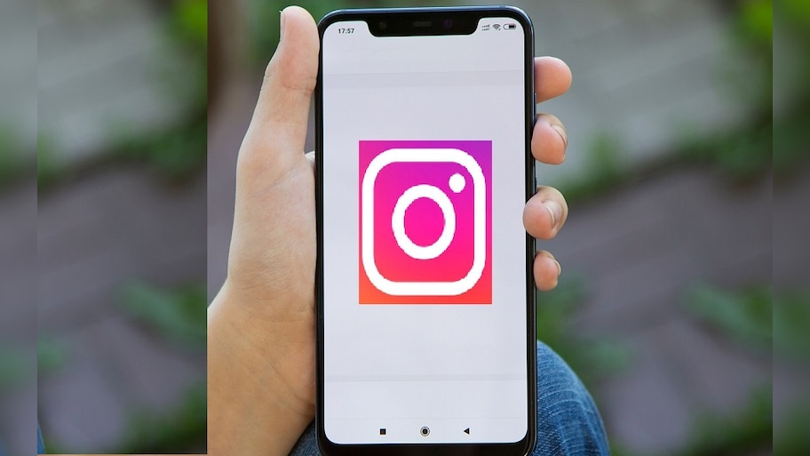 Insta Reels : Police arrested young people who were making reels on ...
