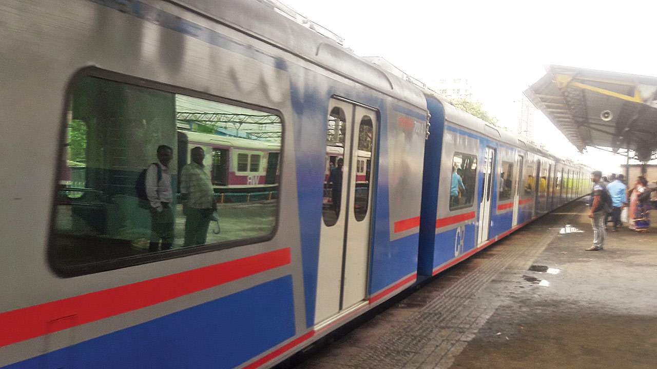 Mumbai Local News : Big news for Mumbaikars traveling by local News in ...