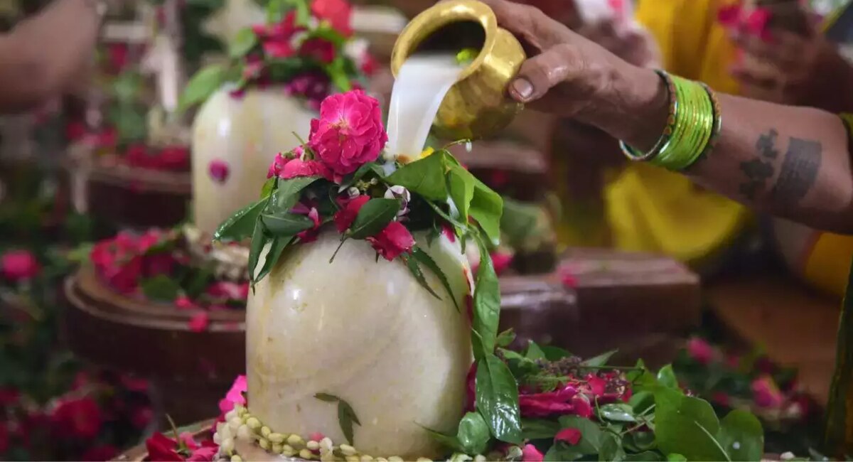 lord shiva worship tips dont offer these things to lord shiva astro ...