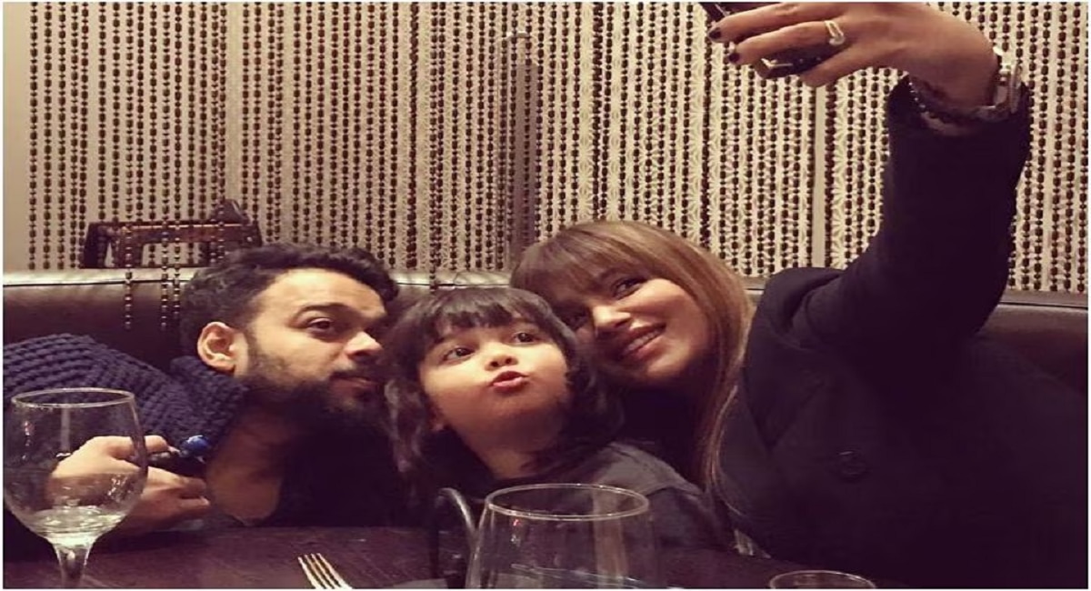 चार वर्षे डेटिंग, धर्मांतर अन् प्लास्टिक सर्जरी! अबू आझमींची सून आज काय ...