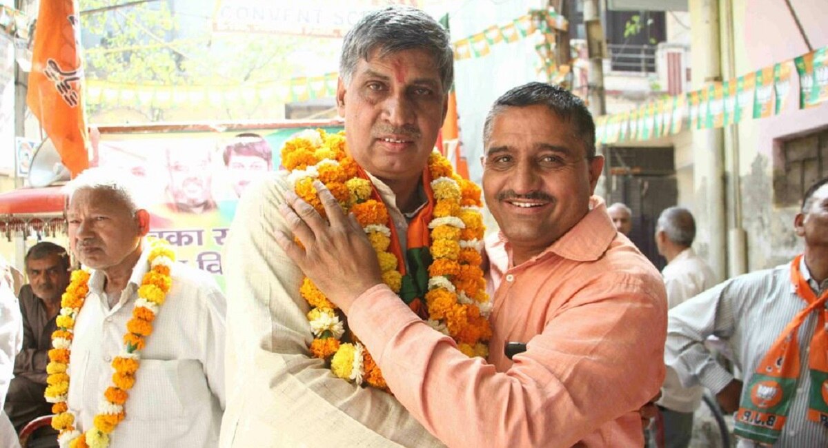 Surendra Matiala Murder: दिल्लीत भाजपा नेत्याची हत्या, कार्यालयात घुसून ...