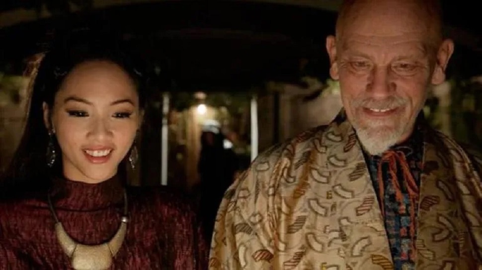 Movie Release in 2115: काय सांगता चक्क शंभर वर्षांनी 'हा' चित्रपट ...