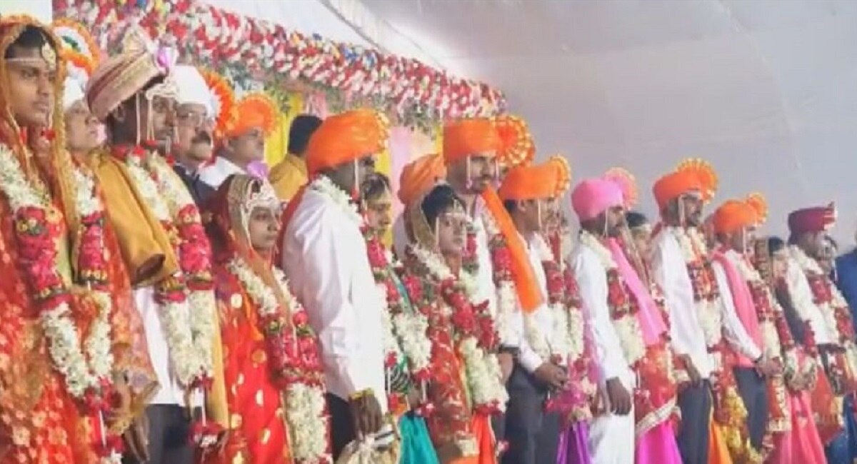Mass Marriage : ये मेरा इंडिया.... हिंदू ,मुस्लिम, बौद्ध आणि सर्व ...