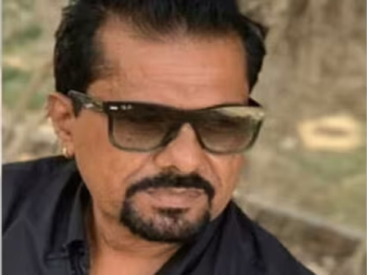 धक्कादायक! प्रसिद्धीच्या झोतात असतानाच 'या' गायकाने उचललं टोकाचं पाऊल, रेल्वे रुळावर आढळला ...