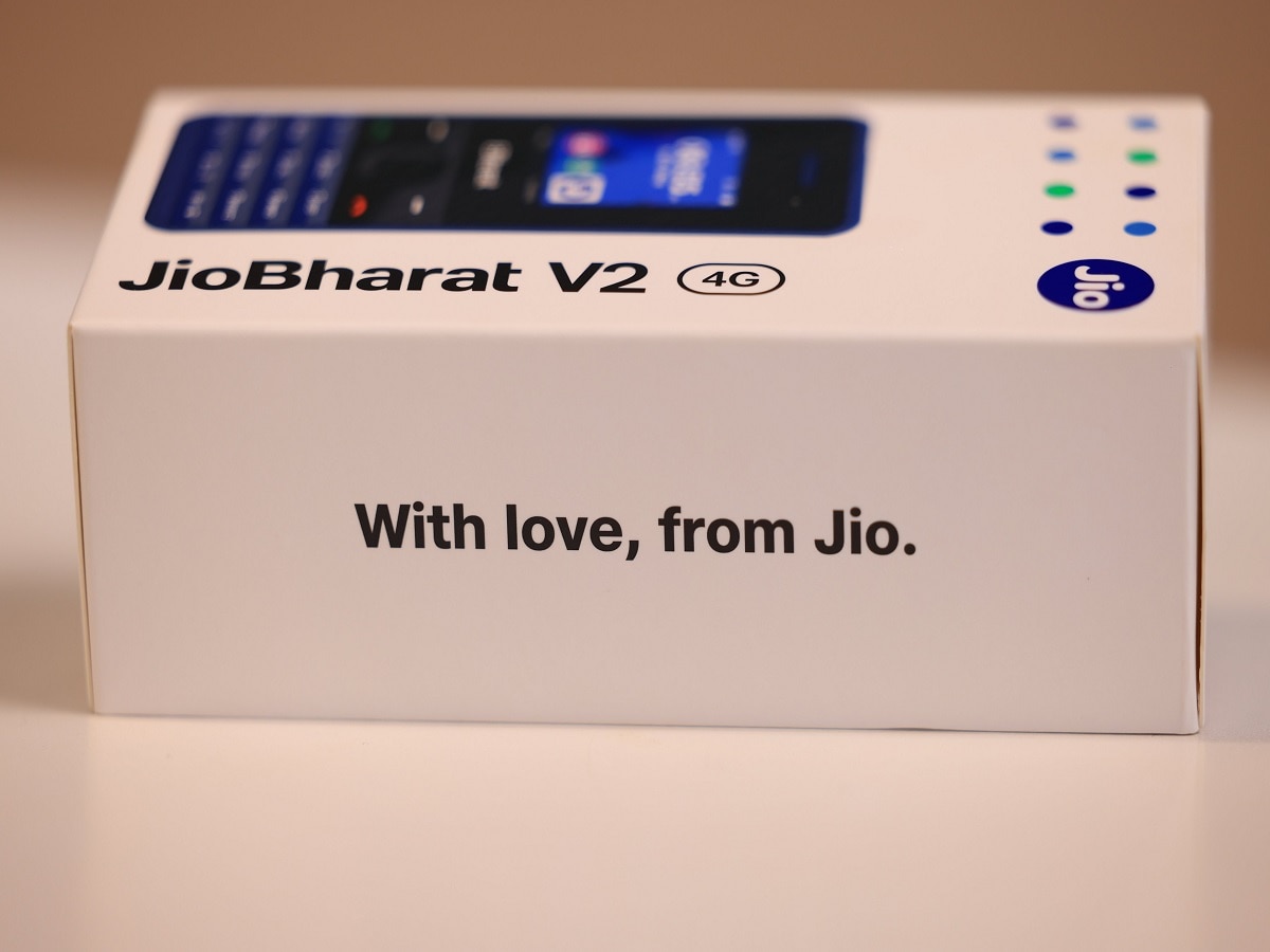 UPI पेमेंट, Movie, Music आणि बरचं काही... 999 मध्ये खरेदी करा 4G फोन ...