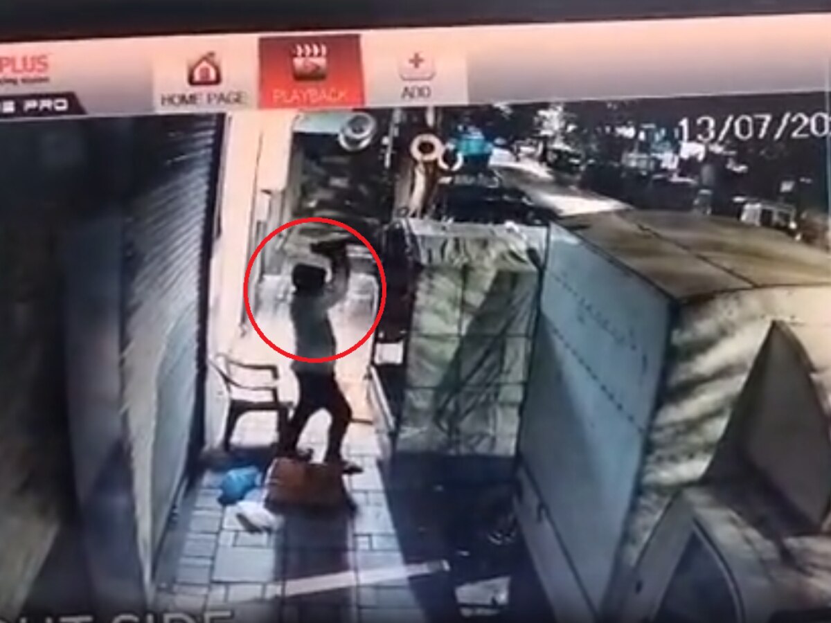 VIDEO : दारुसाठी पैसे दिले नाही म्हणून वृद्धाच्या डोक्यात घातला दगड; आरोपीला अटक | Video ...