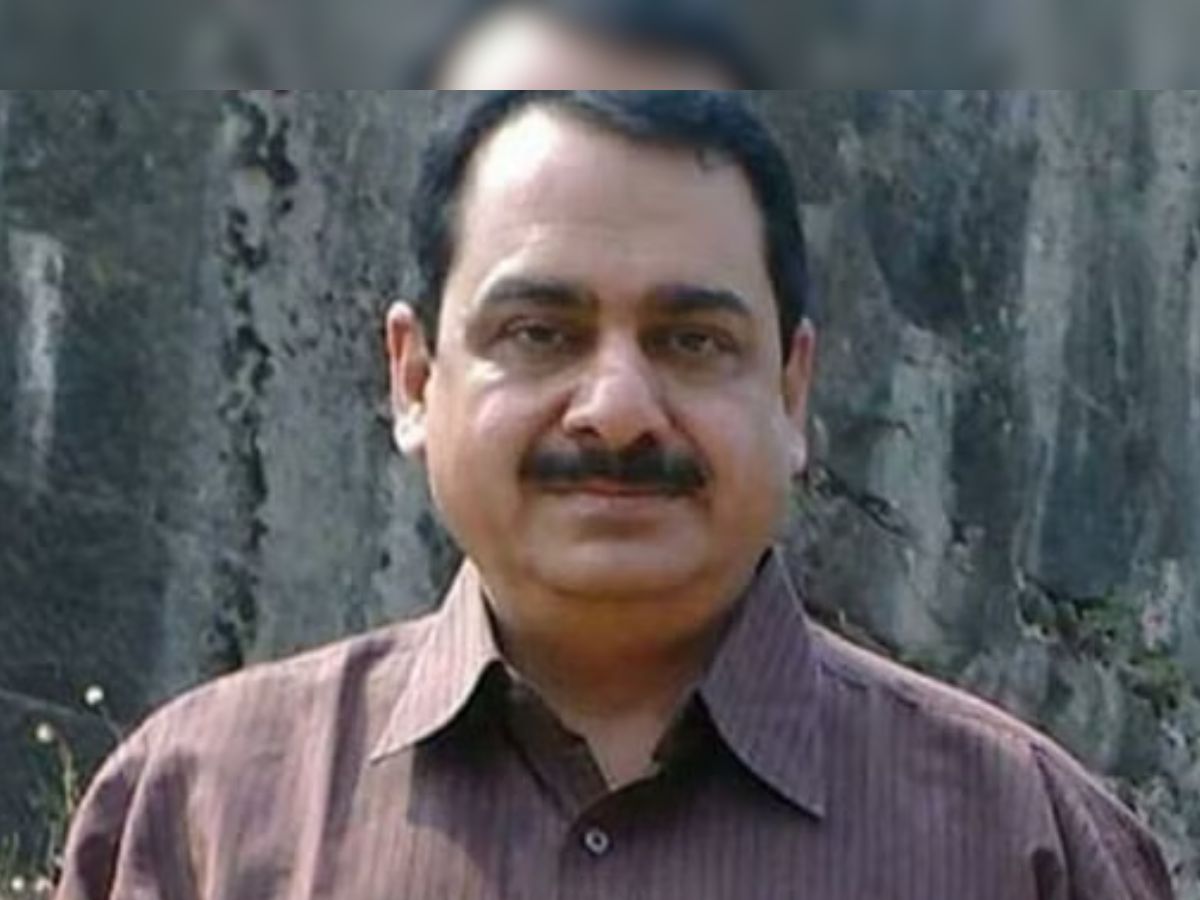 राष्ट्रीय पुरस्कार पुरस्कार जाहीर झाल्याच्या दुसऱ्याच दिवशी संजय वर्मा ...