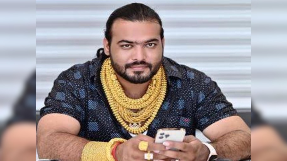 4.5 लाख फॉलोअर्स असलेल्या पुणेकर Insta Star ला लाखोंचा गंडा; सेलिब्रिटी ...